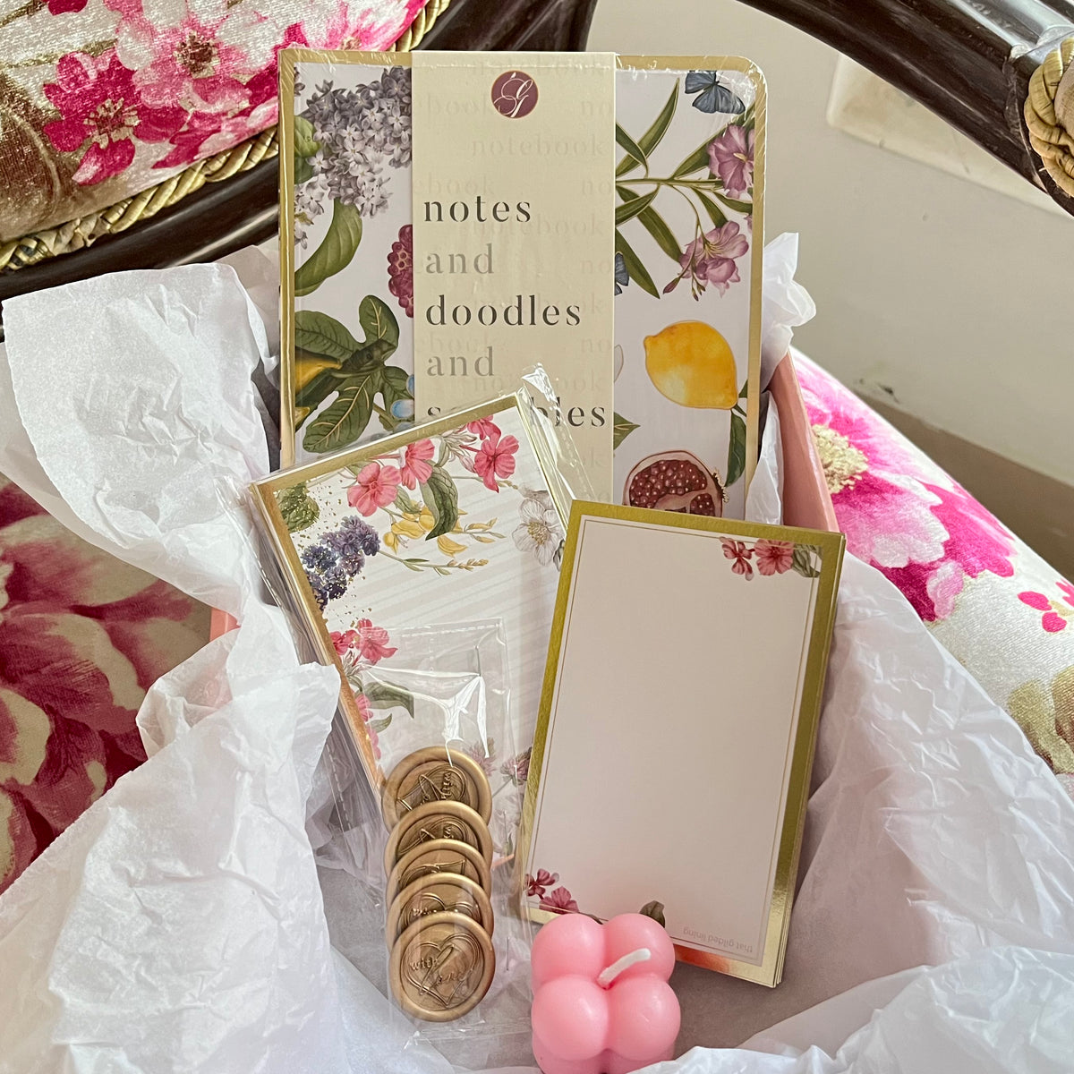 Buy Boxed Stationery Set- Versailles - That Gilded Lining by Pretty ...